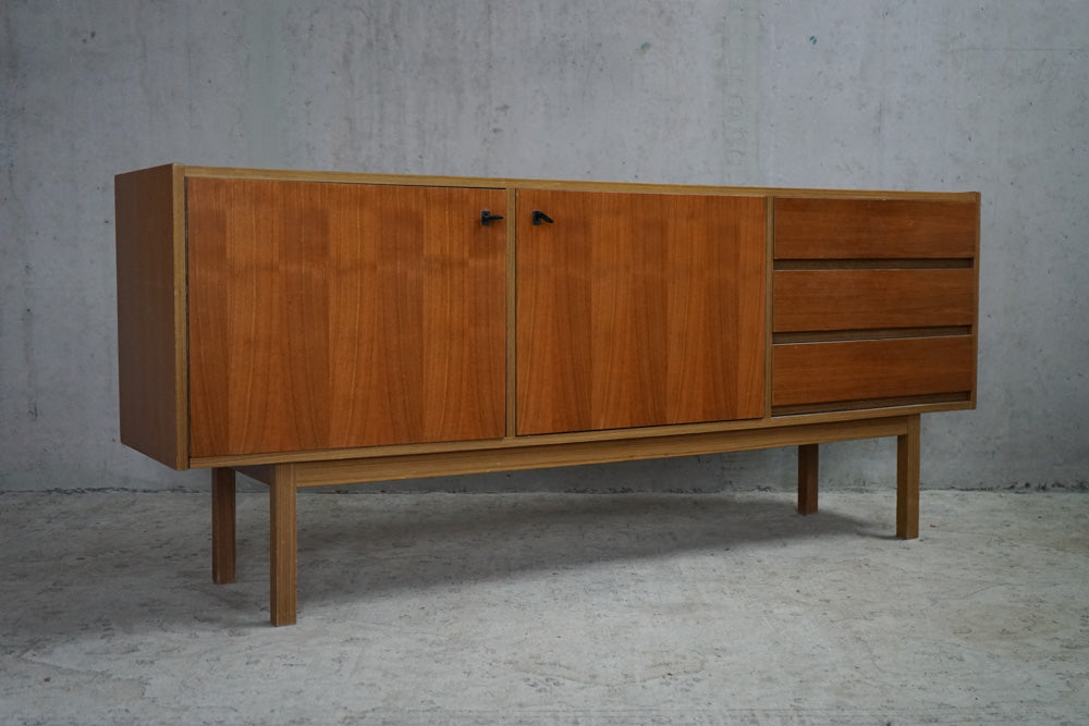 große Sideboards – Mono Teak